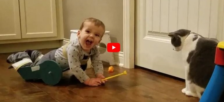 Der „Frog“: Hilfsmittel für Kleinkinder mit Mobilitätseinschränkungen ...